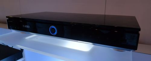 Samson, Sennheiser & Sharp : CES 2010: Show Floor Coverage (Part 5 ...