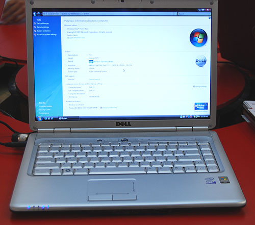 Dell's Booth : Sitex 2008 - The Complete Coverage - HardwareZone.com.sg