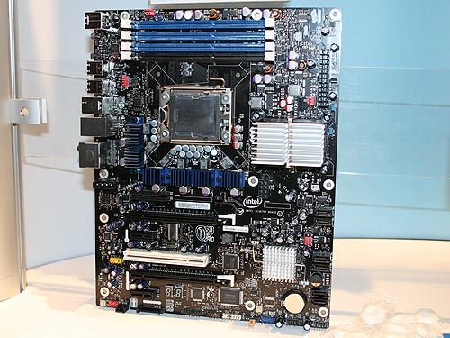 The Tech Showcase (I) : IDF Fall 2008 Update (Part 2) - HardwareZone.com.sg