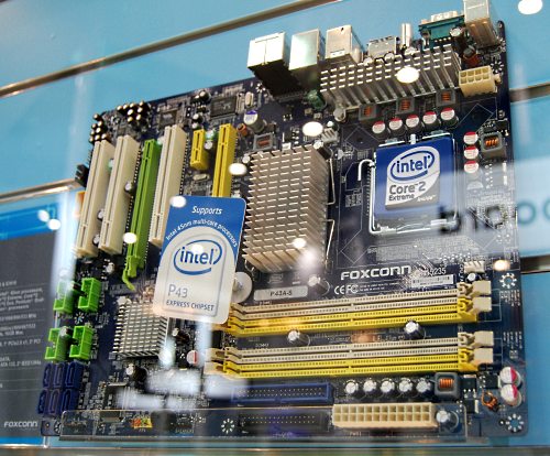 Foxconn's Booth Continued : Computex 2008 - Part 1 - HardwareZone.com.sg