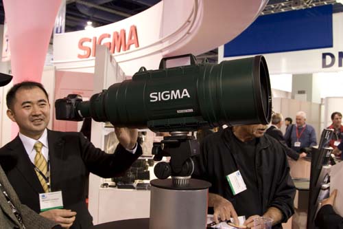 Sigma and Casio Booths : PMA 2008 - The Full Coverage - HardwareZone.com.sg