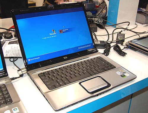 HP's Booth : IT SHOW 2007 - The Full Coverage - HardwareZone.com.sg