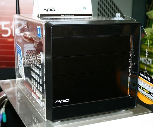 Shuttle's Booth (I) : Computex Taipei 2007 - Part 10 - HardwareZone.com.sg