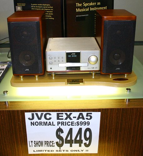 JVC, Kingston and KJC Booths : Comex 2007: The Full Monty! - HardwareZone.com.sg
